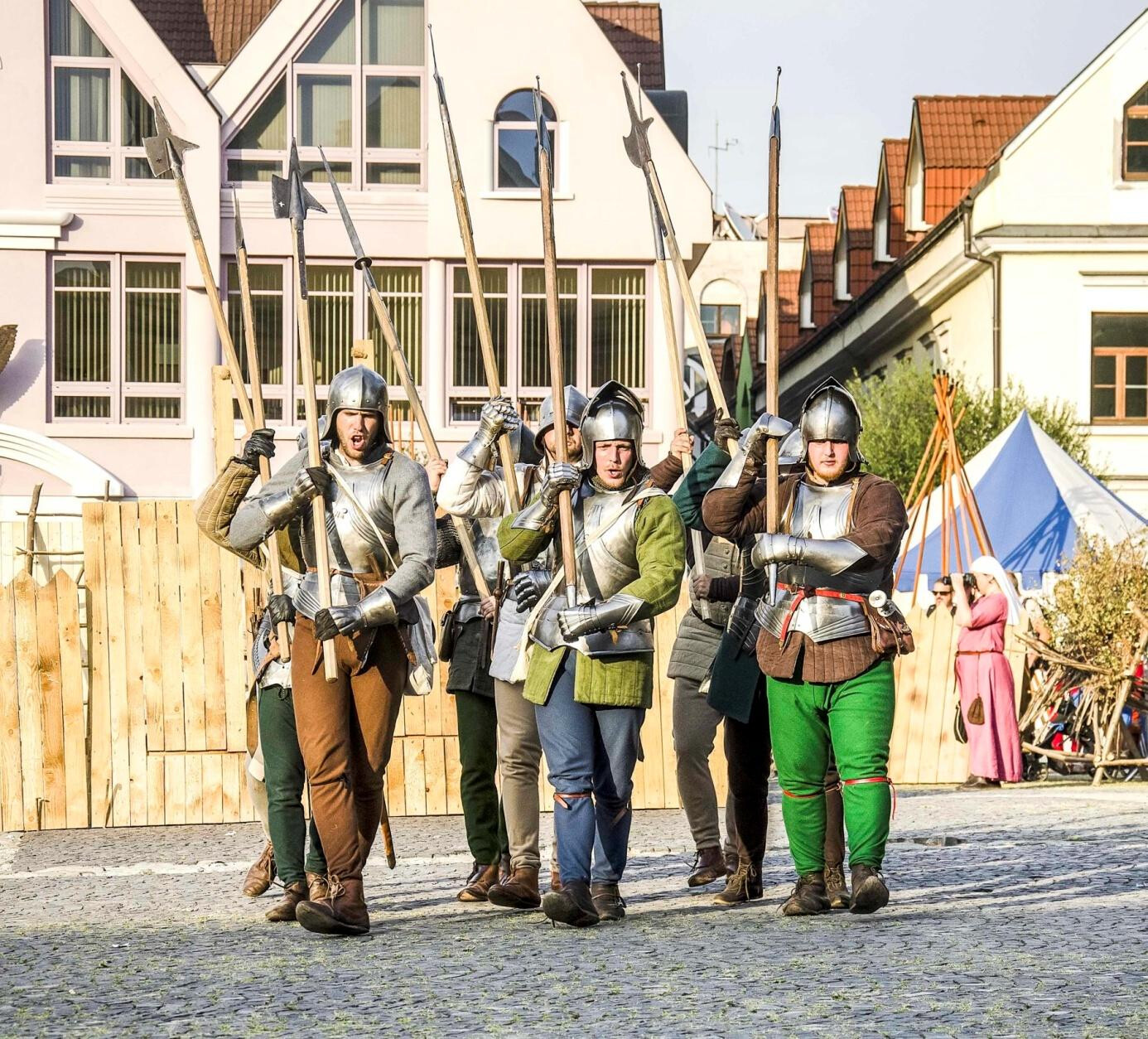 Medieval Guards Running