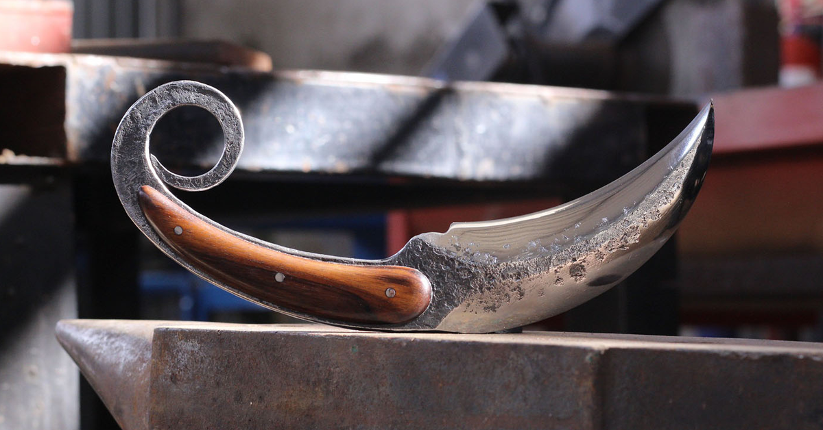 traditional karambit