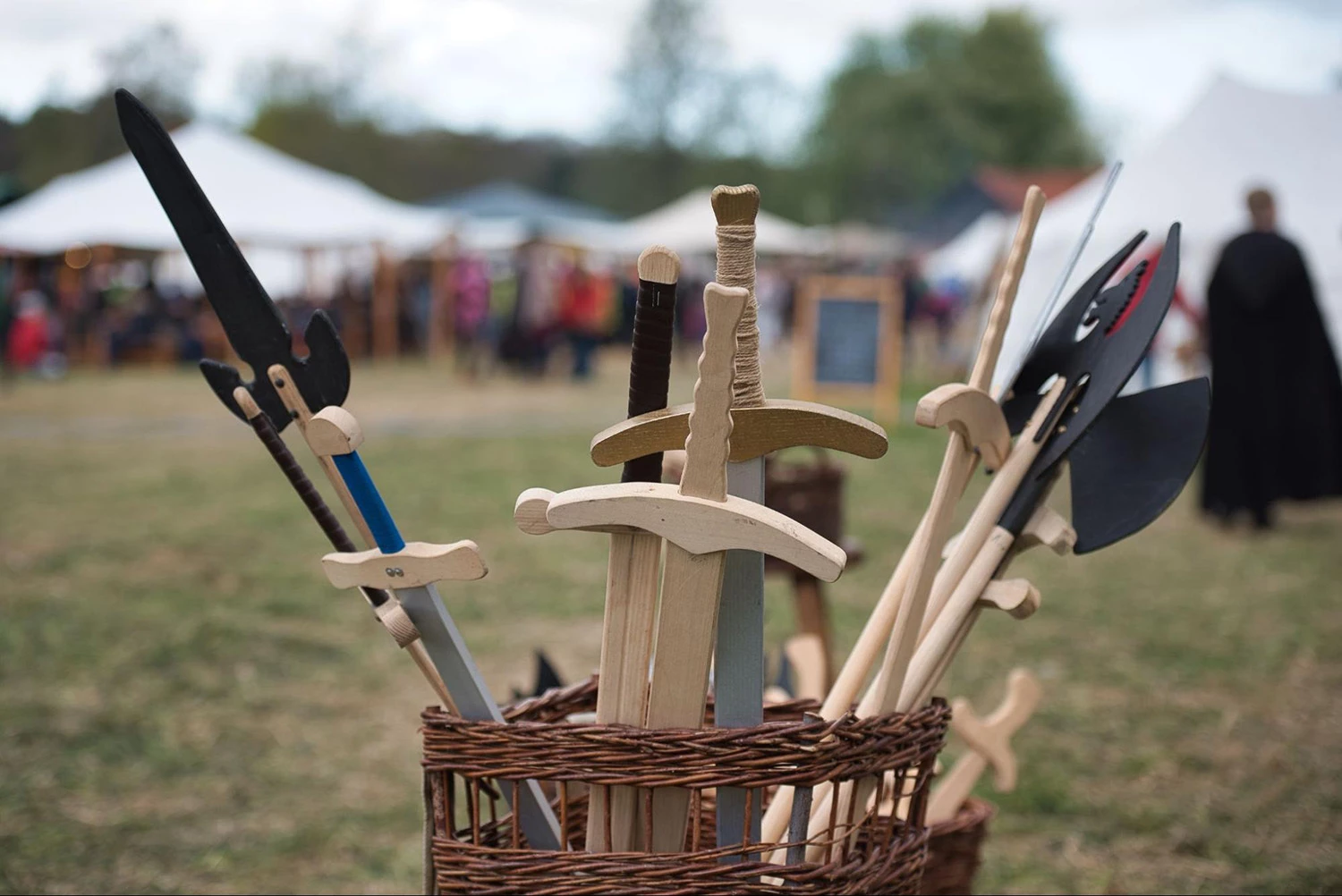 real medieval weapons