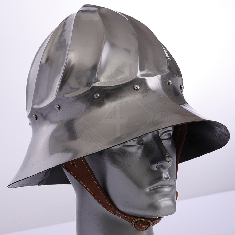Burgundian Kettle Hat 15cen, LoB | Outfit4events