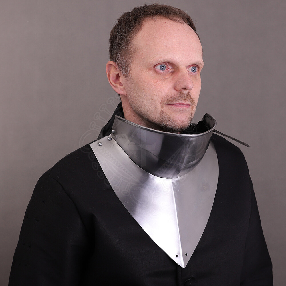 Gorget with folding Bevor, 15-16th cen. | Outfit4events