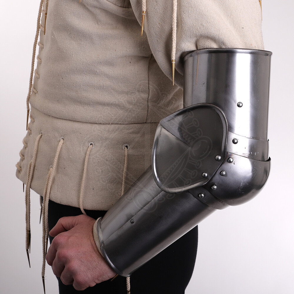 Late Medieval Arm Armor Set | Outfit4events