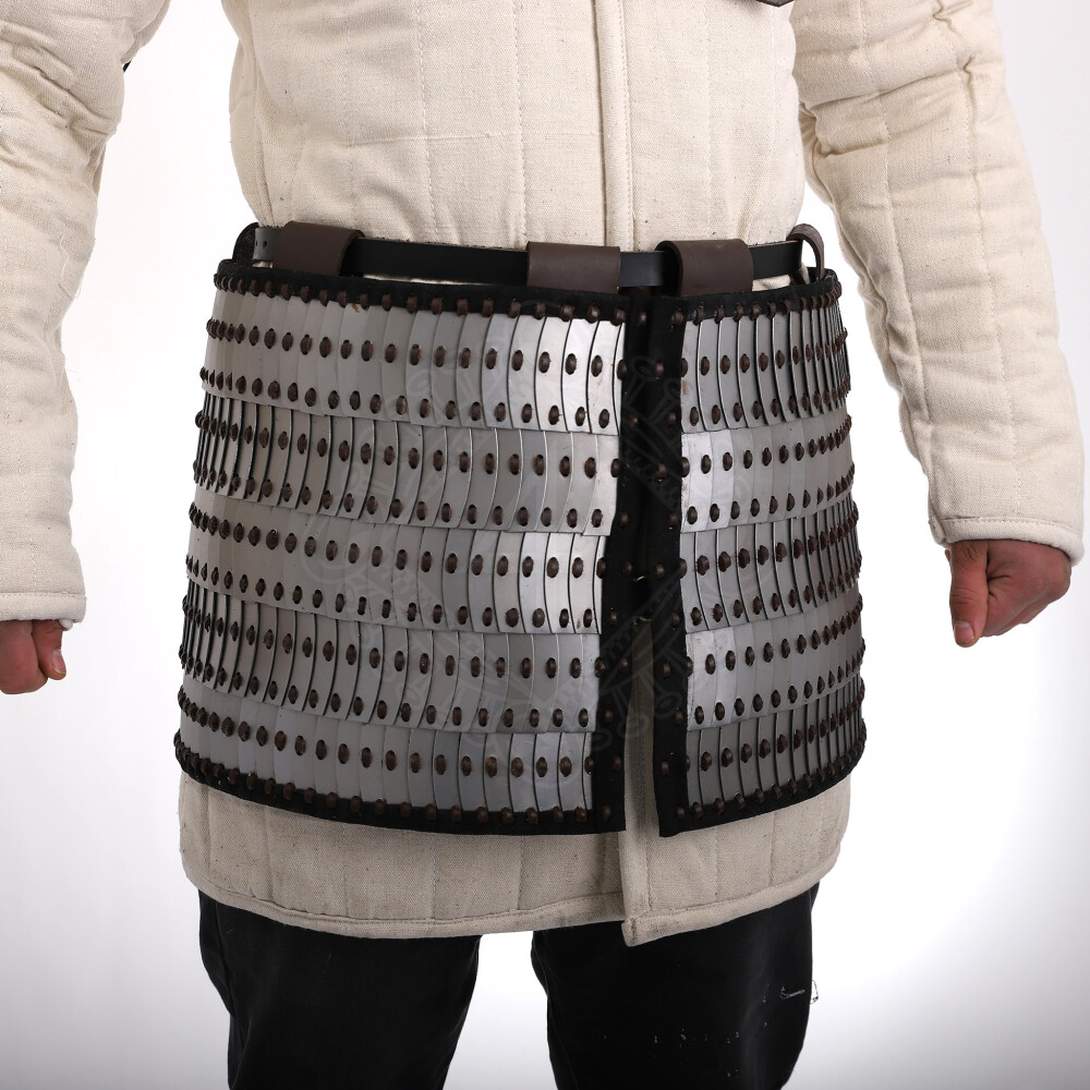 Lamilar Skirt, Lamellar Tasset Plates Set | Outfit4events