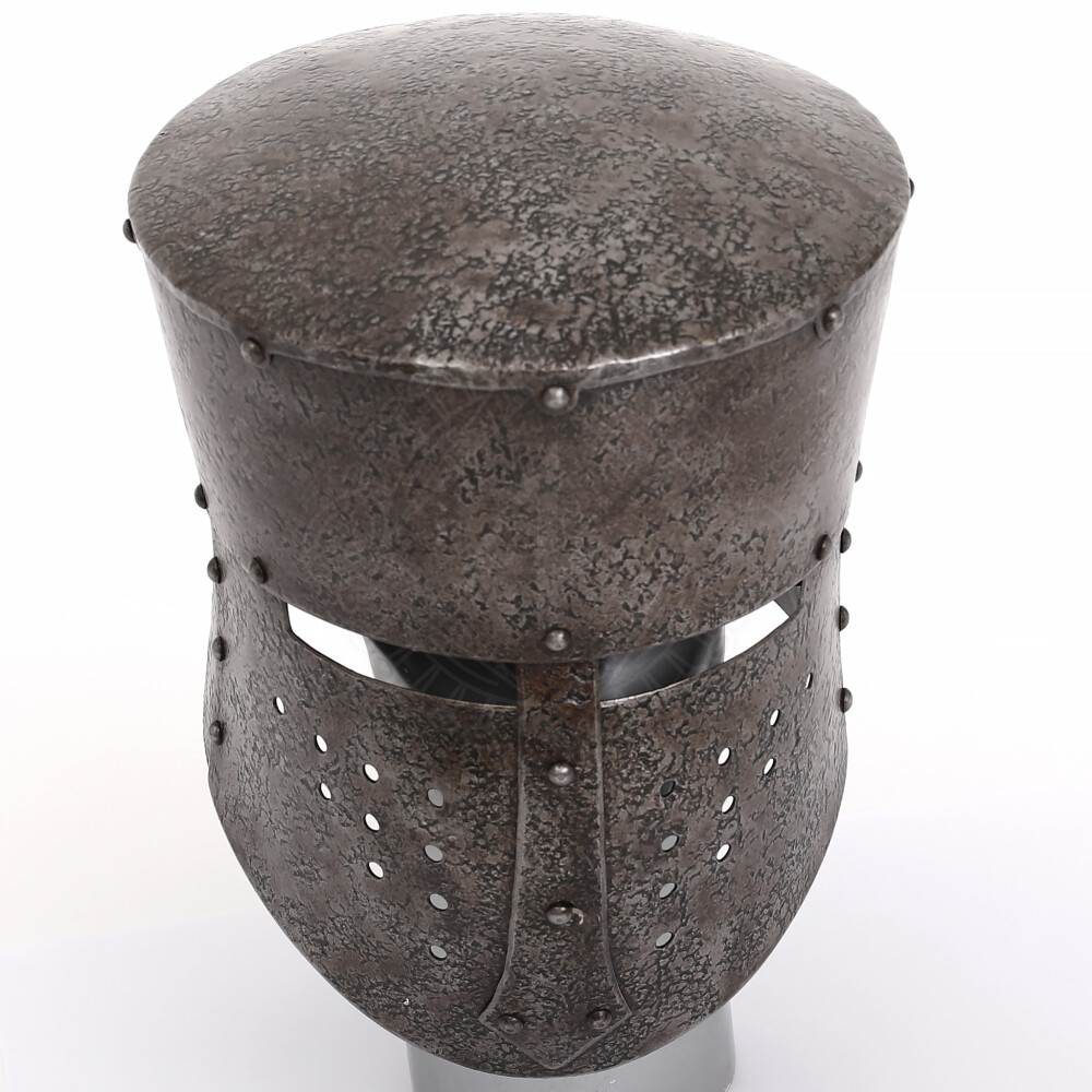 Cylindrical Flat Top Helmet Pangratio, also called Calota | Outfit4events