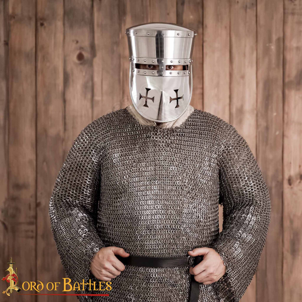 Flat-topped Crusader Helm, 13th century | Outfit4events