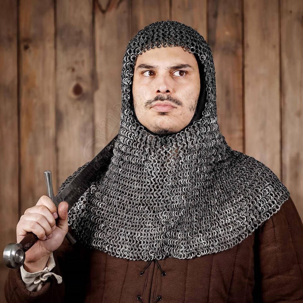 Chainmail Coif from Flat Titanium Rings | Outfit4events