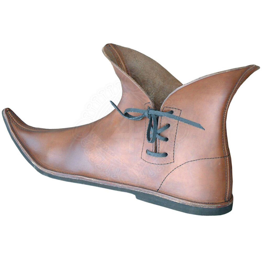 Medieval Poulaines | Outfit4Events