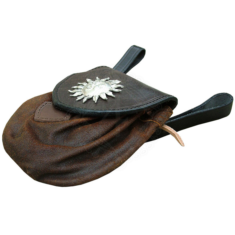 Leather belt pouch with the Celtic sun | Outfit4Events