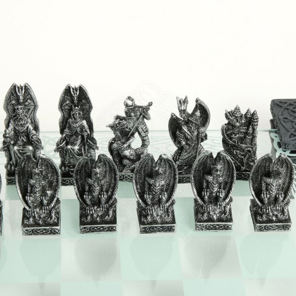 Dragons and Knights Chess set with glass chessboard | Outfit4Events