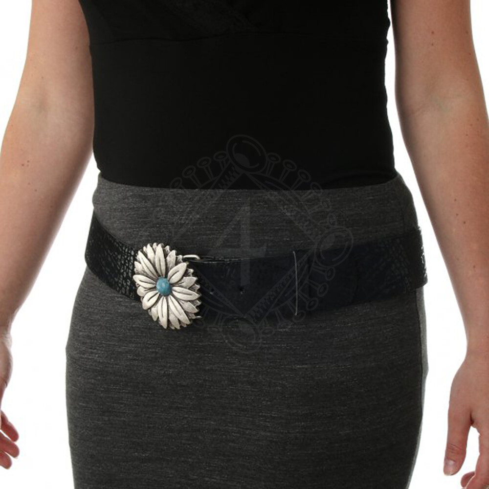 Belt with a flower buckle - Sale | Outfit4events