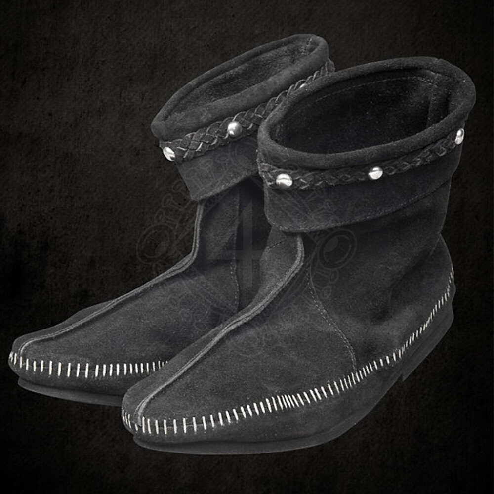 Black Suede Half Boots with Stitching | Outfit4Events