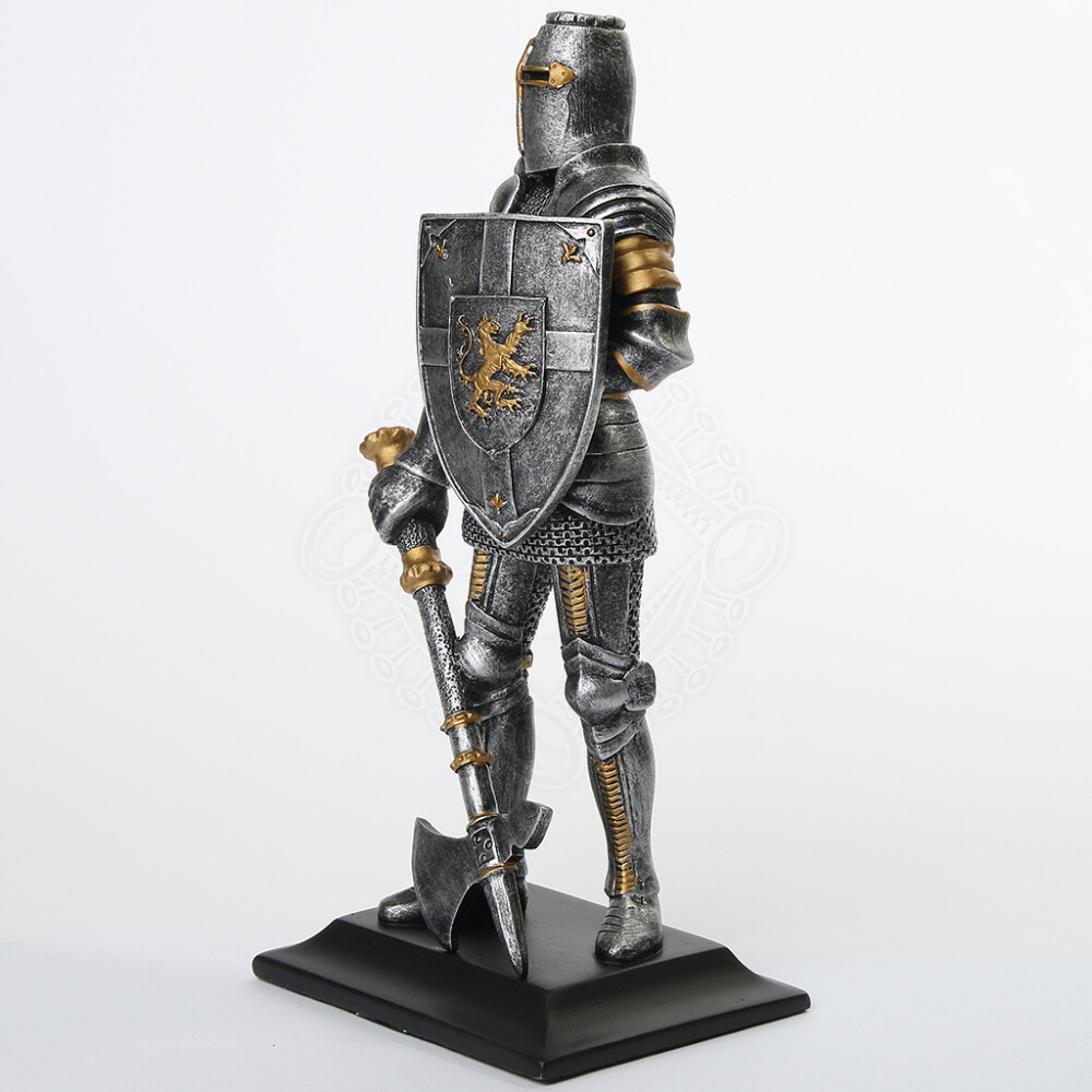 Resin Statue Knight with shield and axe | Outfit4Events